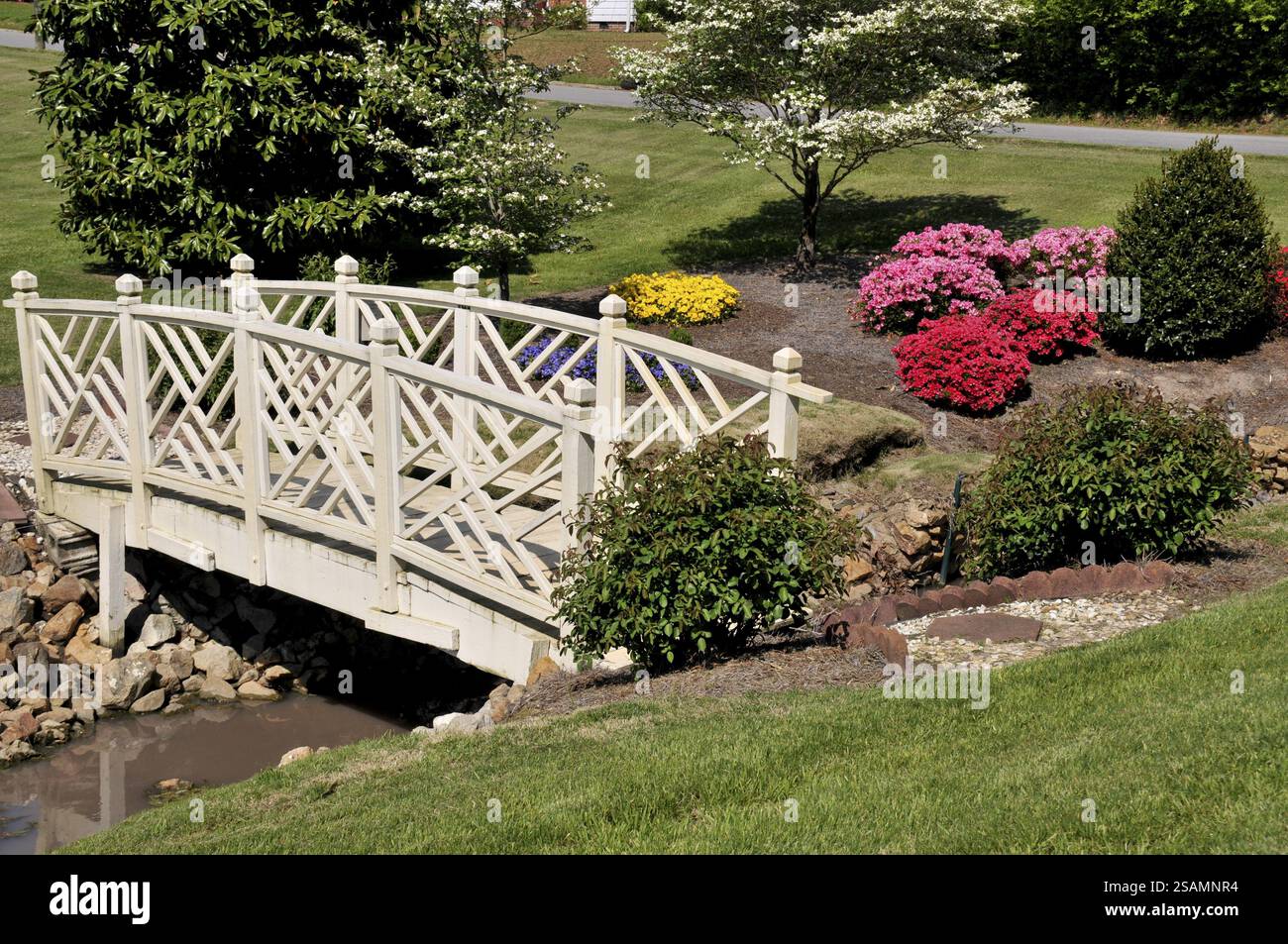 Pedestrian bridge over little water hi-res stock photography and images ...