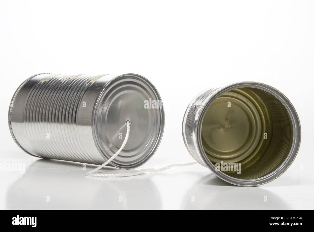 Tin can and string hi-res stock photography and images - Alamy