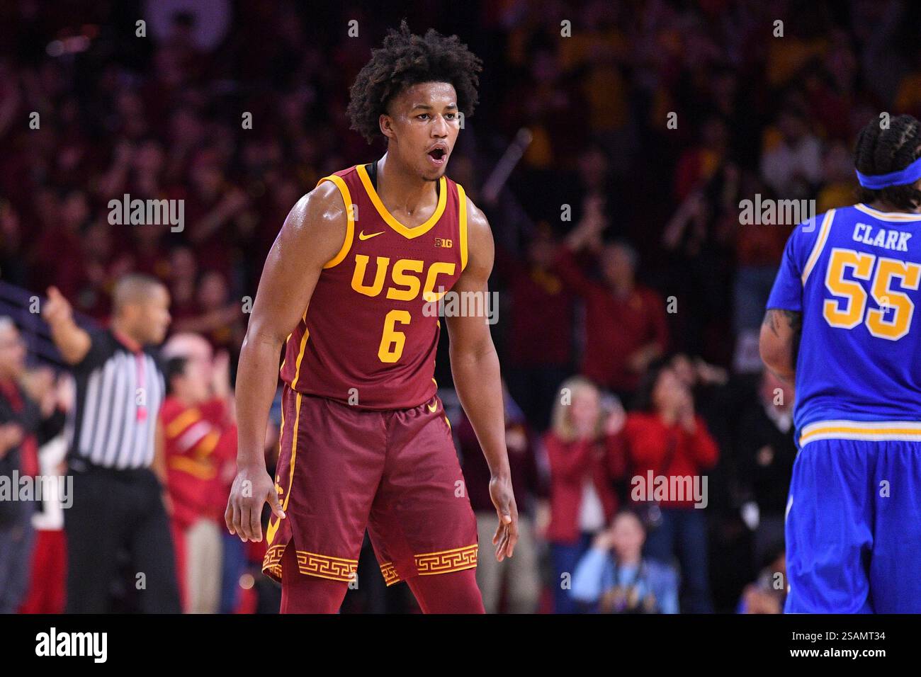 LOS ANGELES, CA - JANUARY 27: USC Trojans guard Wesley Yates III (6 ...