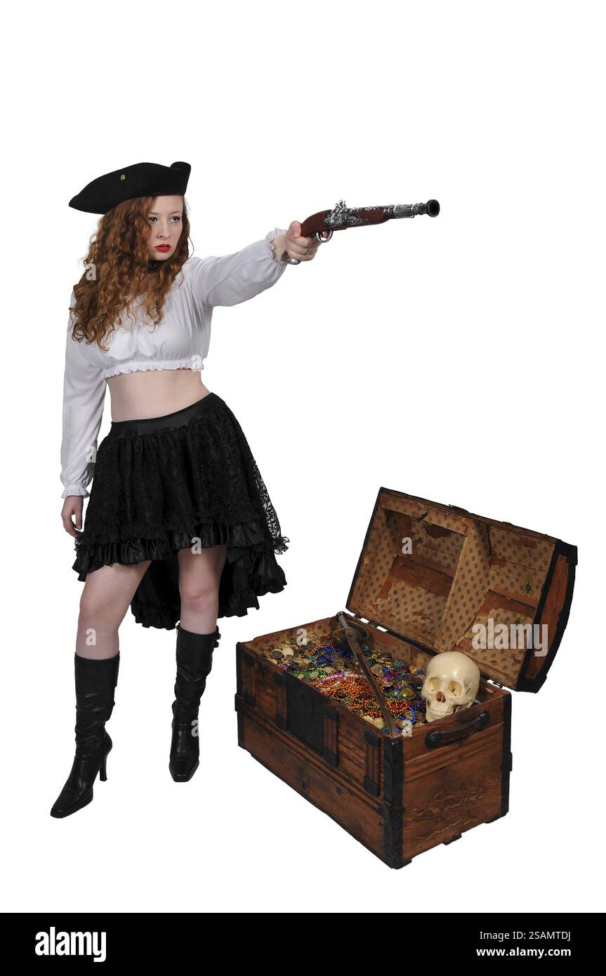 Young beautiful pirate woman with a flintlock pistol Stock Photo - Alamy