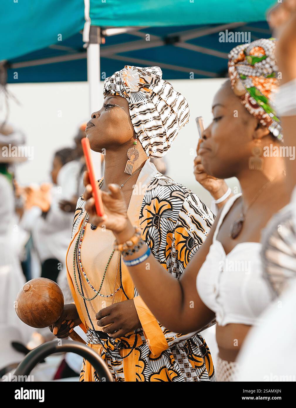 Community rituals hi-res stock photography and images - Alamy