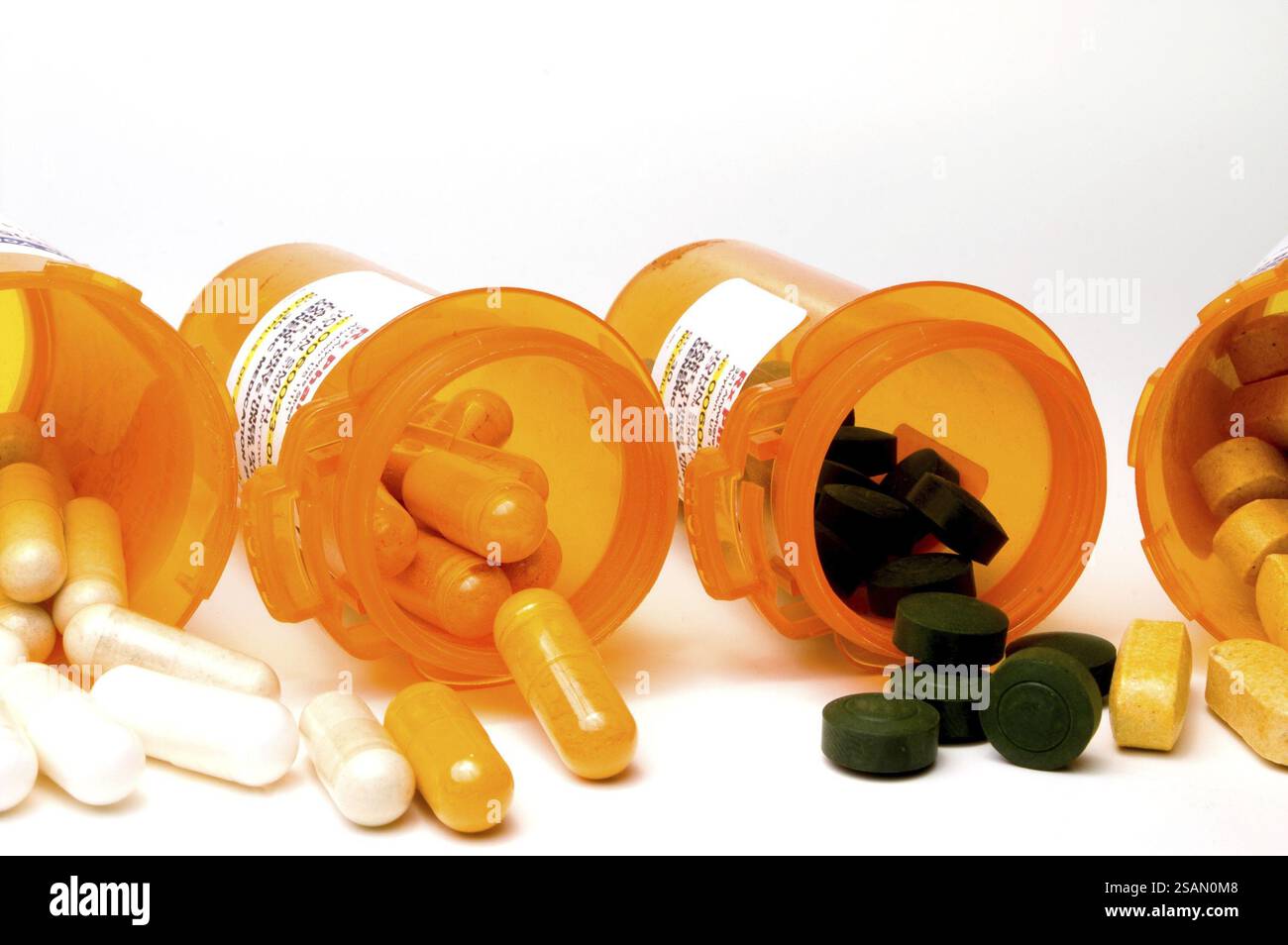 Plastics in medicine hi-res stock photography and images - Alamy