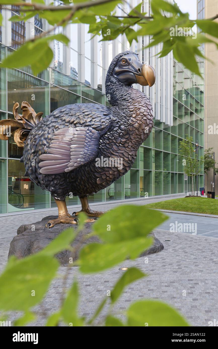 Sculpture, The Song of Dodo by Myfanwy MacLeod, Montreal, Province of ...