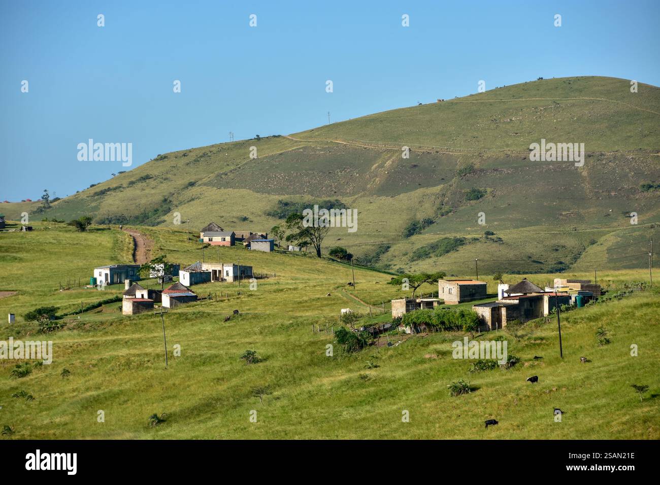 View of a Zulu village in South Africa Stock Photo - Alamy