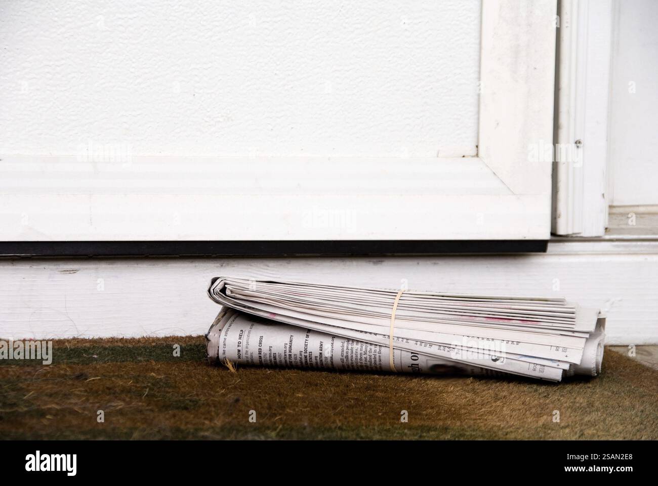 Newspaper editions hi-res stock photography and images - Alamy