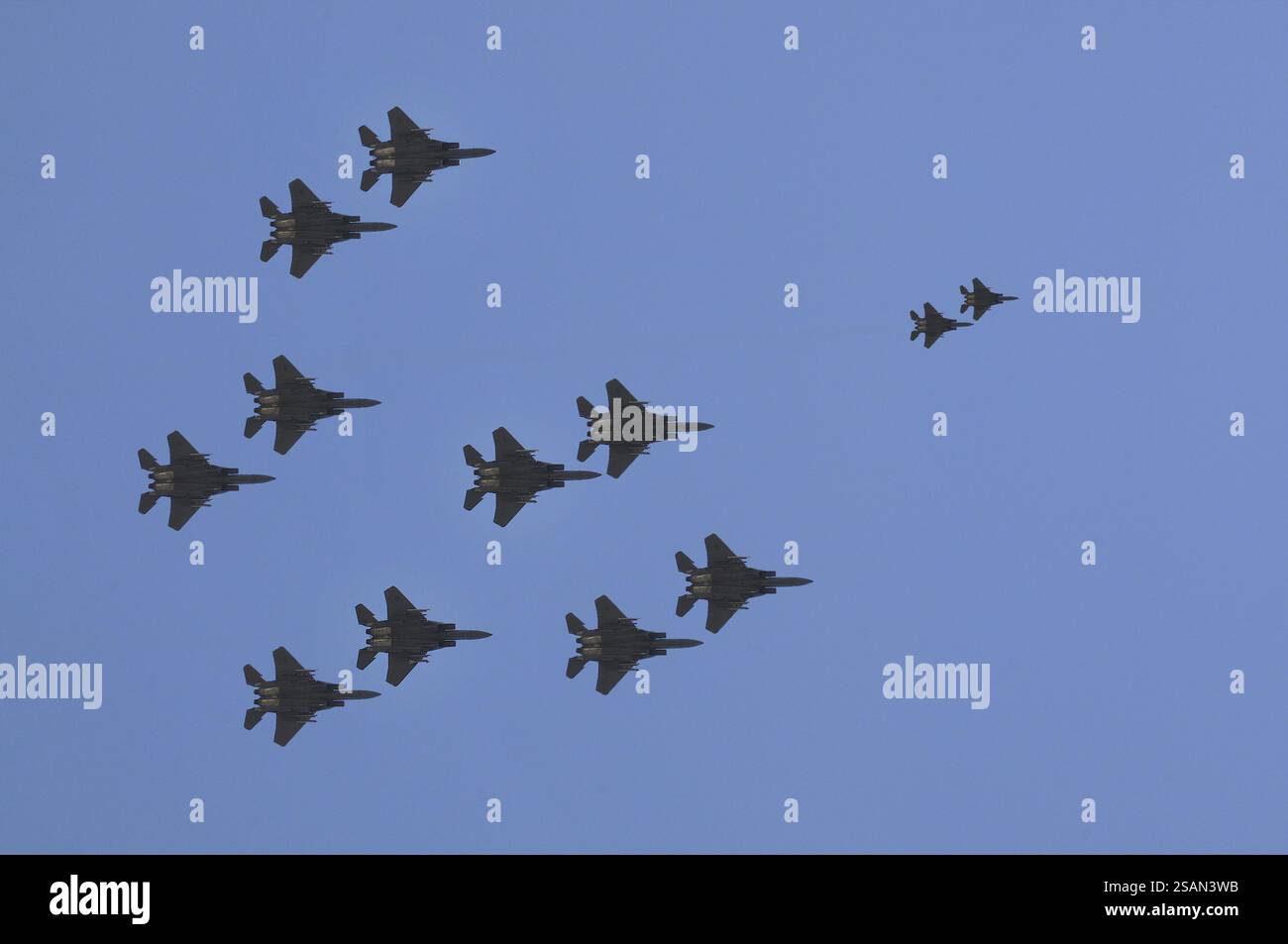 US Air Force F-15 supersonic military fighter jet airplane Stock Photo ...