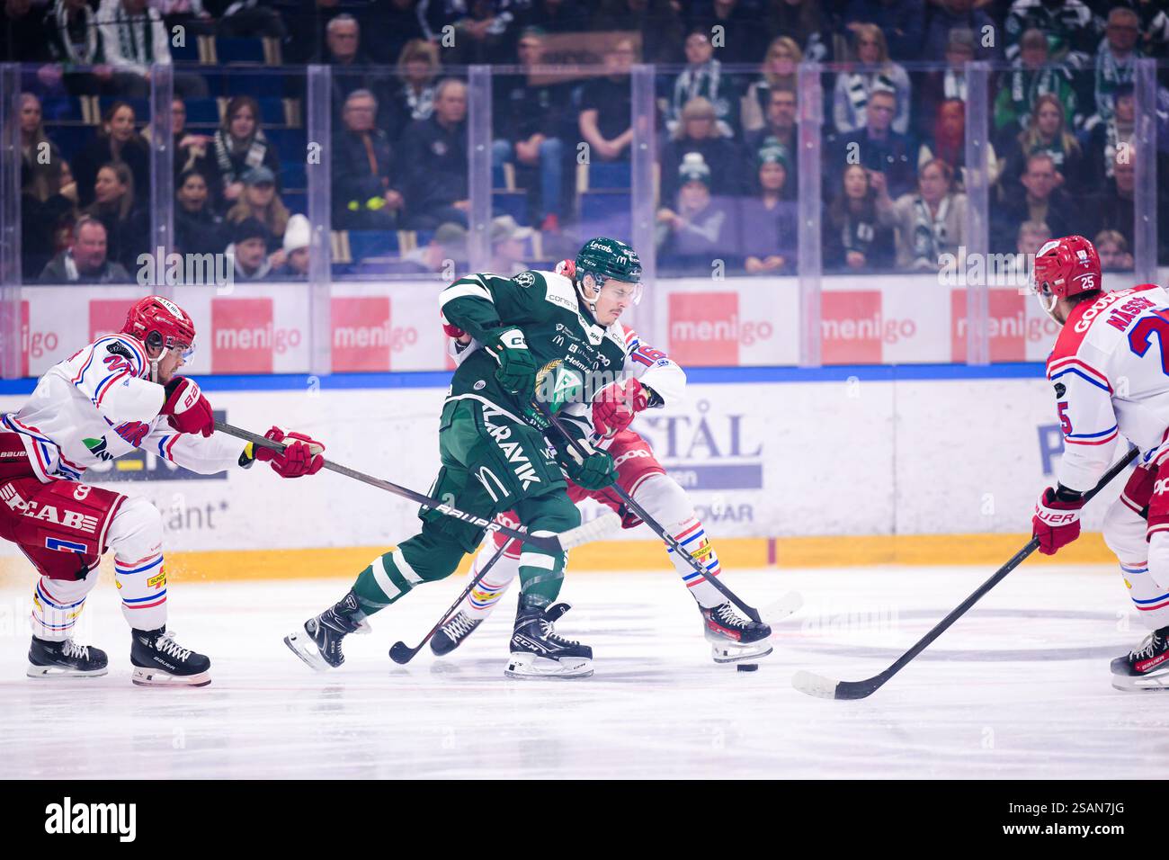 Karlstad, Sverige. 30th Jan, 2025. 250130 Färjestads Joakim Nygård under ishockeymatchen i SHL ...