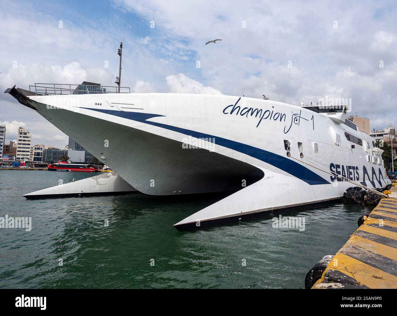 Greek Ferry Champion Jet 1 at dock in Pireas: The sharp hull, twin ...