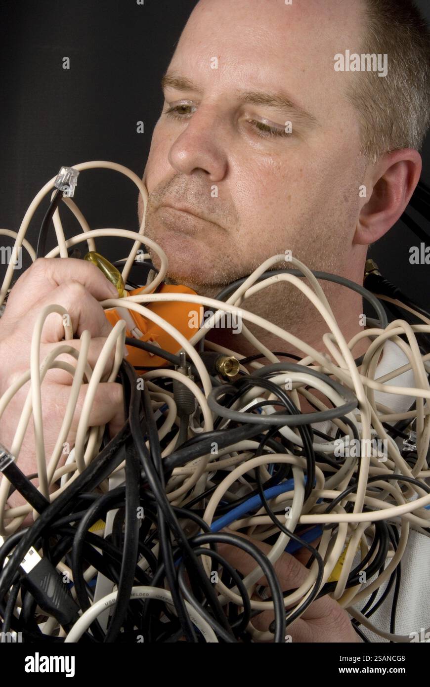 Guy cables hi-res stock photography and images - Alamy