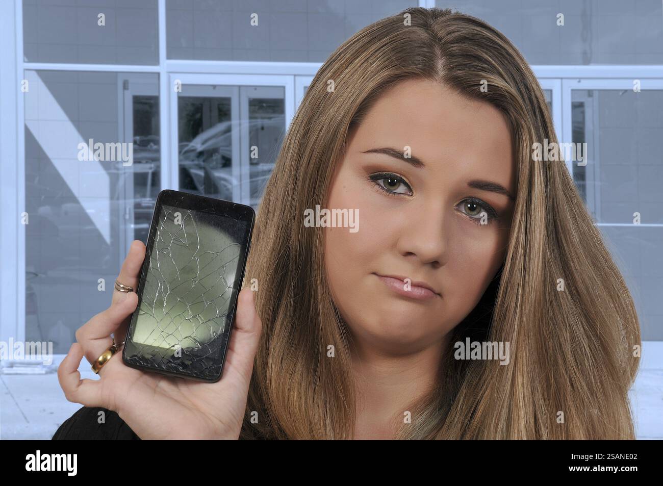 Broken bust woman hi-res stock photography and images - Alamy