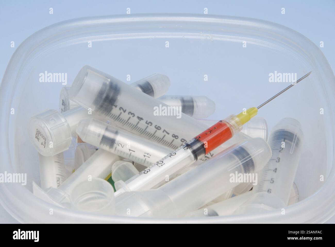 A set of syringes loaded with medication Stock Photo - Alamy