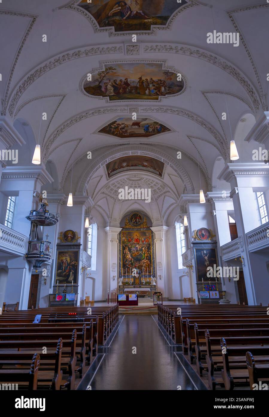 Beautiful church interior no hi-res stock photography and images - Alamy