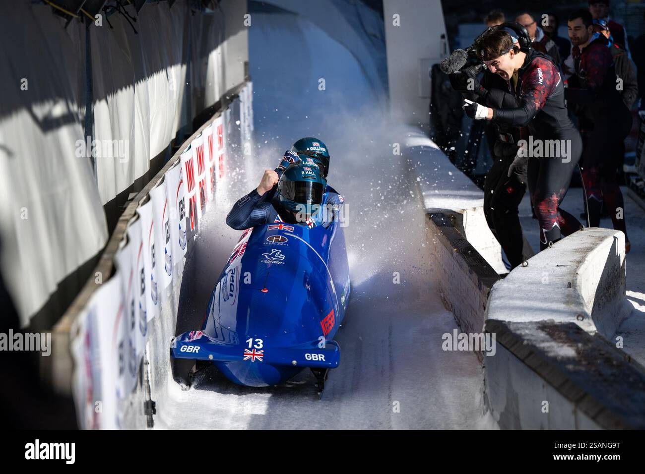 Brad Hall, Taylor Lawrence, Leon Greenwood, Greg Cackett ...