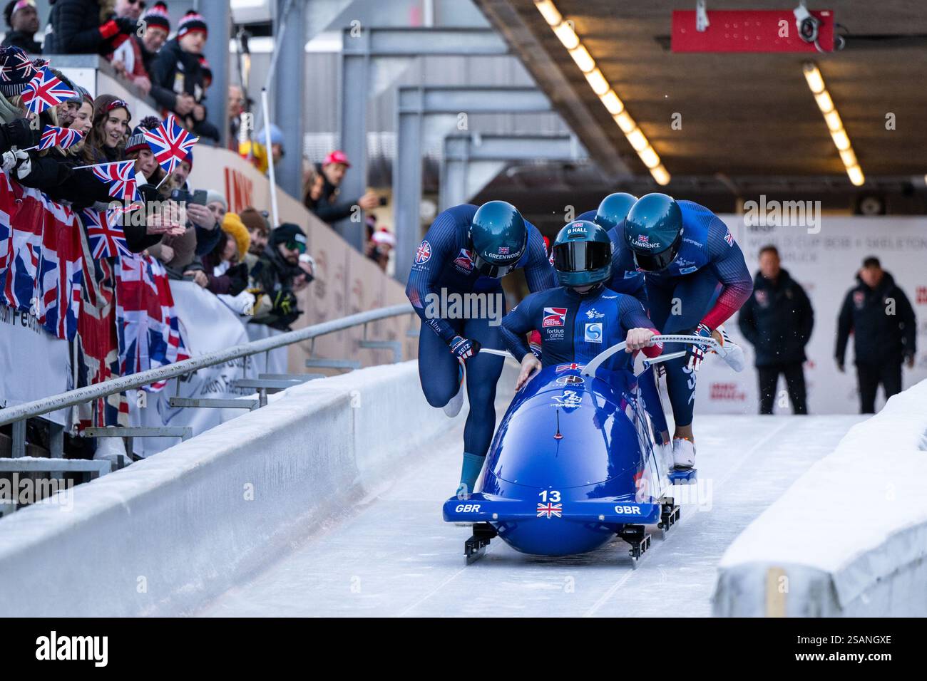 Brad Hall, Taylor Lawrence, Leon Greenwood, Greg Cackett ...