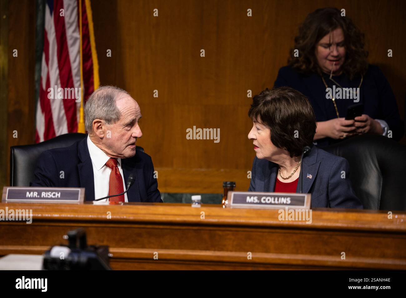 Sens. James Risch (R-Idaho) and Susan Collins (R-Maine) confer before ...