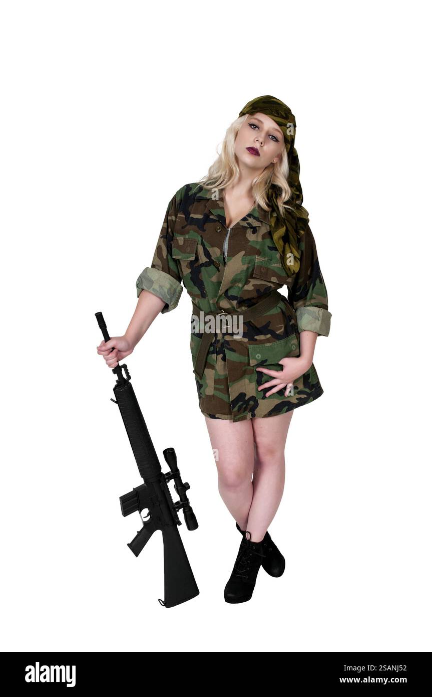 Beautiful young woman soldier with a M16 rifle Stock Photo - Alamy