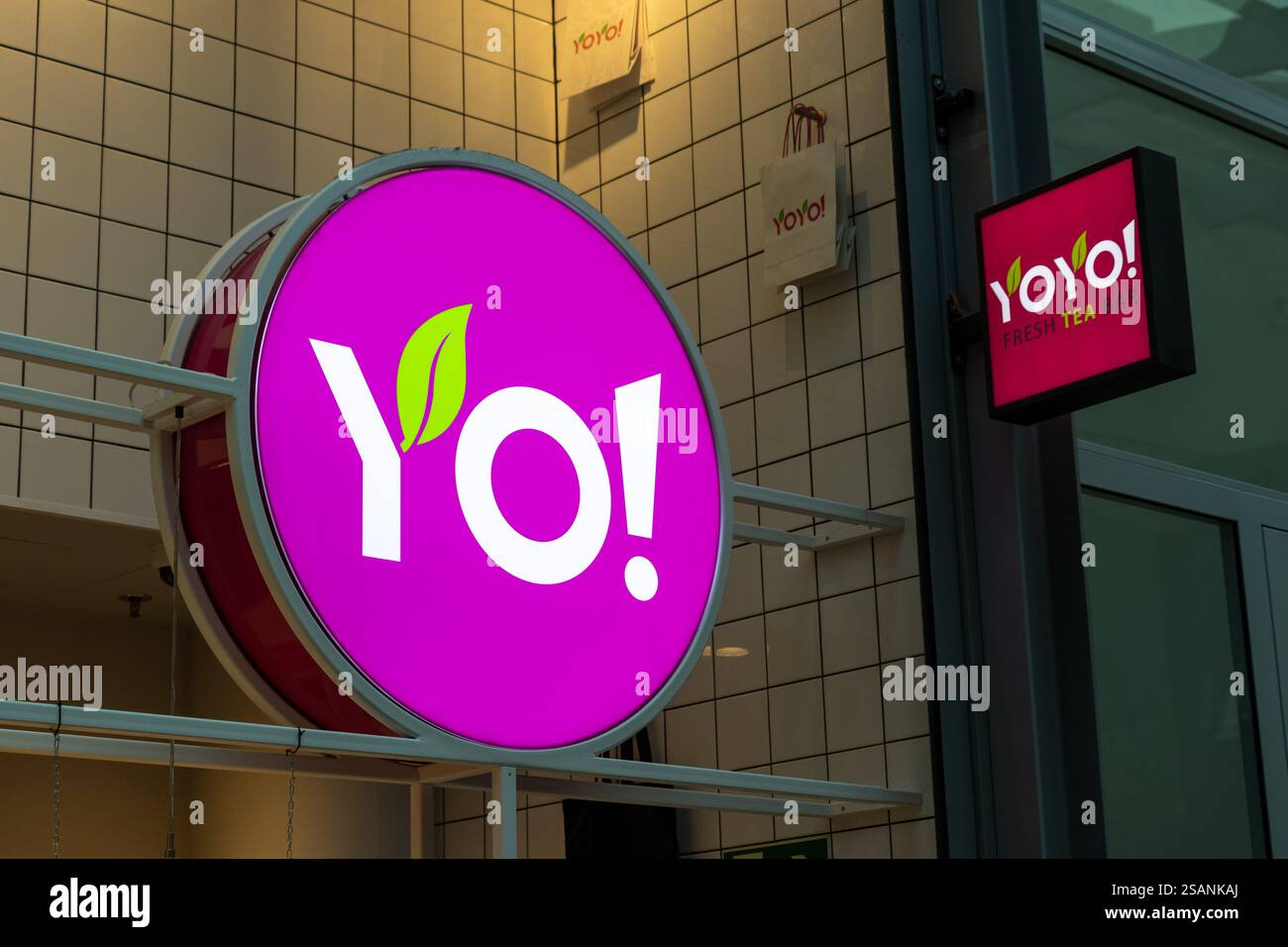 Tea logo hi-res stock photography and images - Alamy