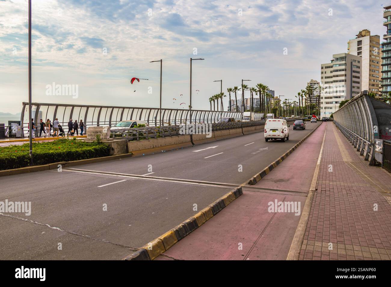 Twin Bridge (Eduardo Villena Rey Bridge), Miraflores District - Lima ...