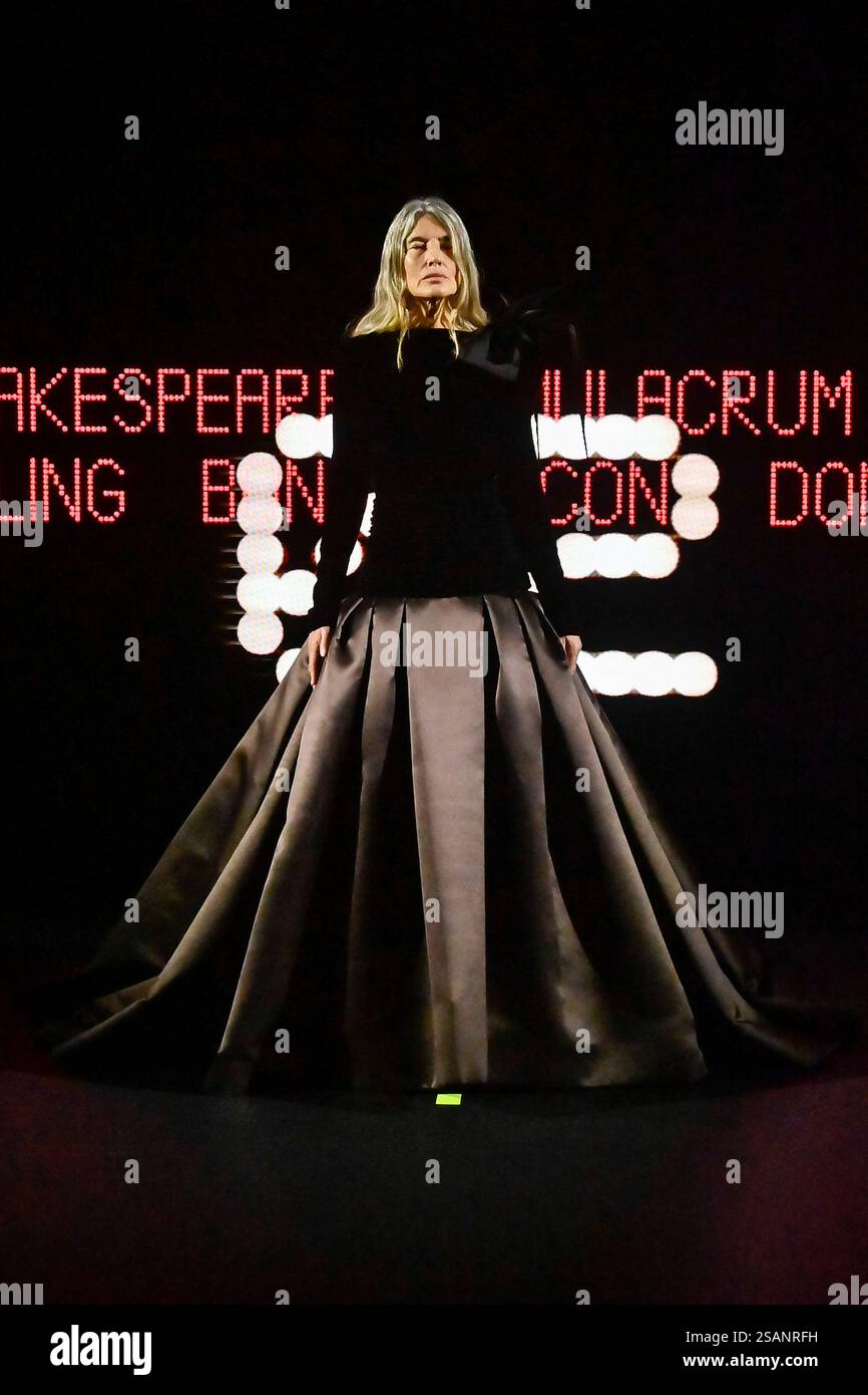 Paris, France. 29th Jan, 2025. Model Hilde Janse is seen on the catwalk ...