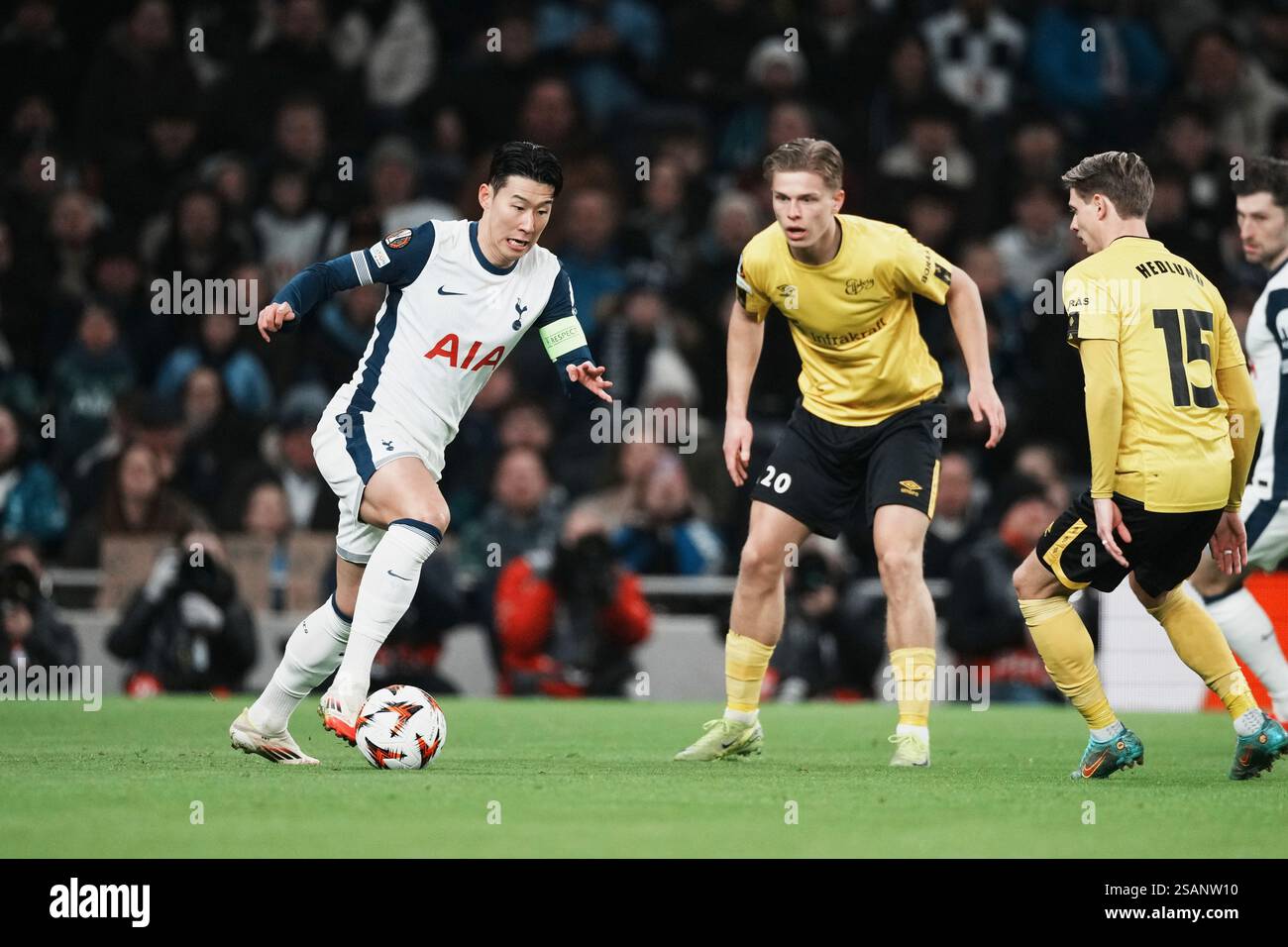 Tottenham's Son Heung-min, left, and Elfsborg's Gottfrid Rapp, centre ...