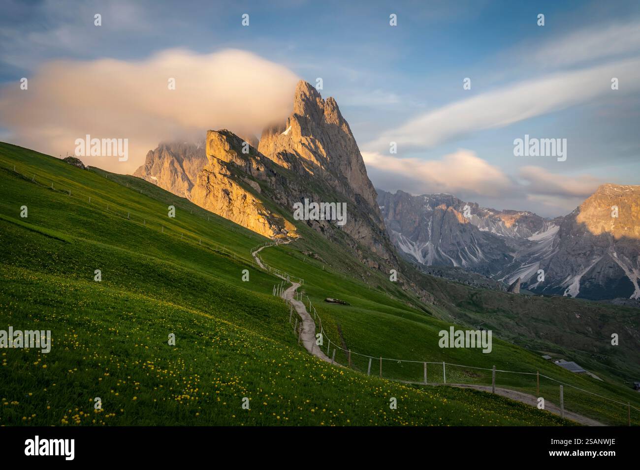 Golden hour sunset from Seceda, Dolomites Stock Photo - Alamy