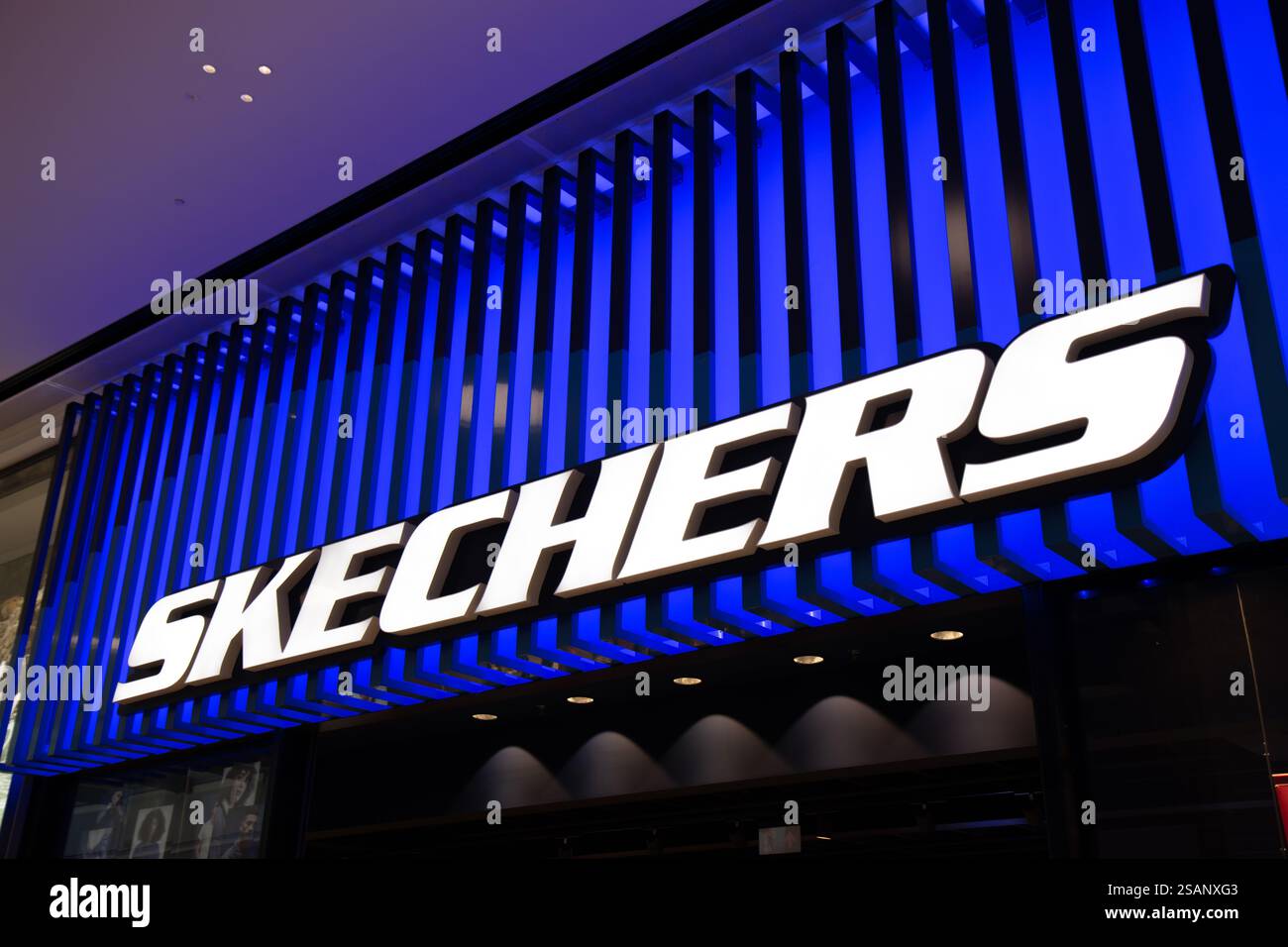 Skechers shop logo sign, Skechers is an American multinational footwear ...