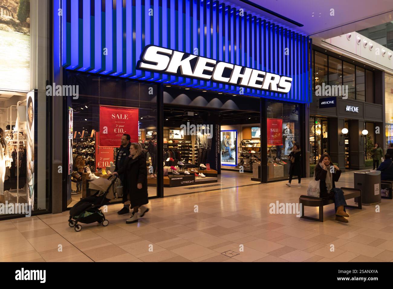 Skechers shop logo sign, Skechers is an American multinational footwear ...