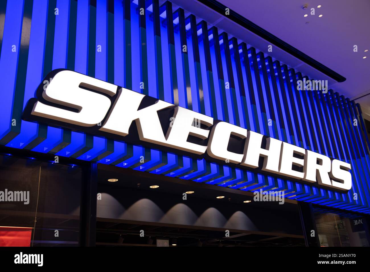 Skechers shop logo sign, Skechers is an American multinational footwear ...