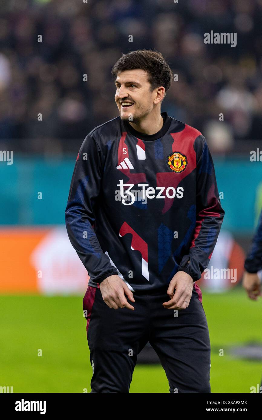 Harry Maguire of Manchester United warming up during the UEFA Europa ...