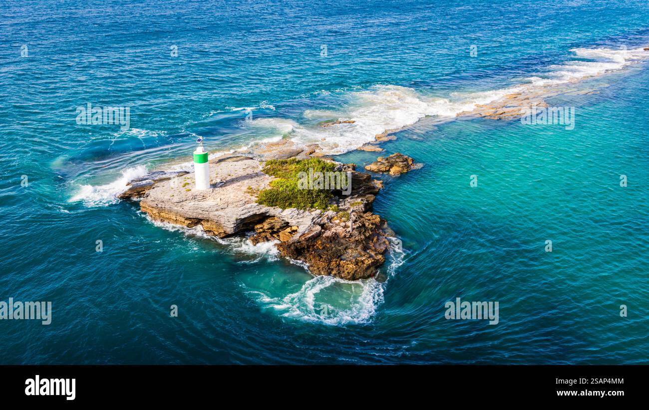 View from cruise ship approaching the port of Hamilton, Bermuda Stock ...
