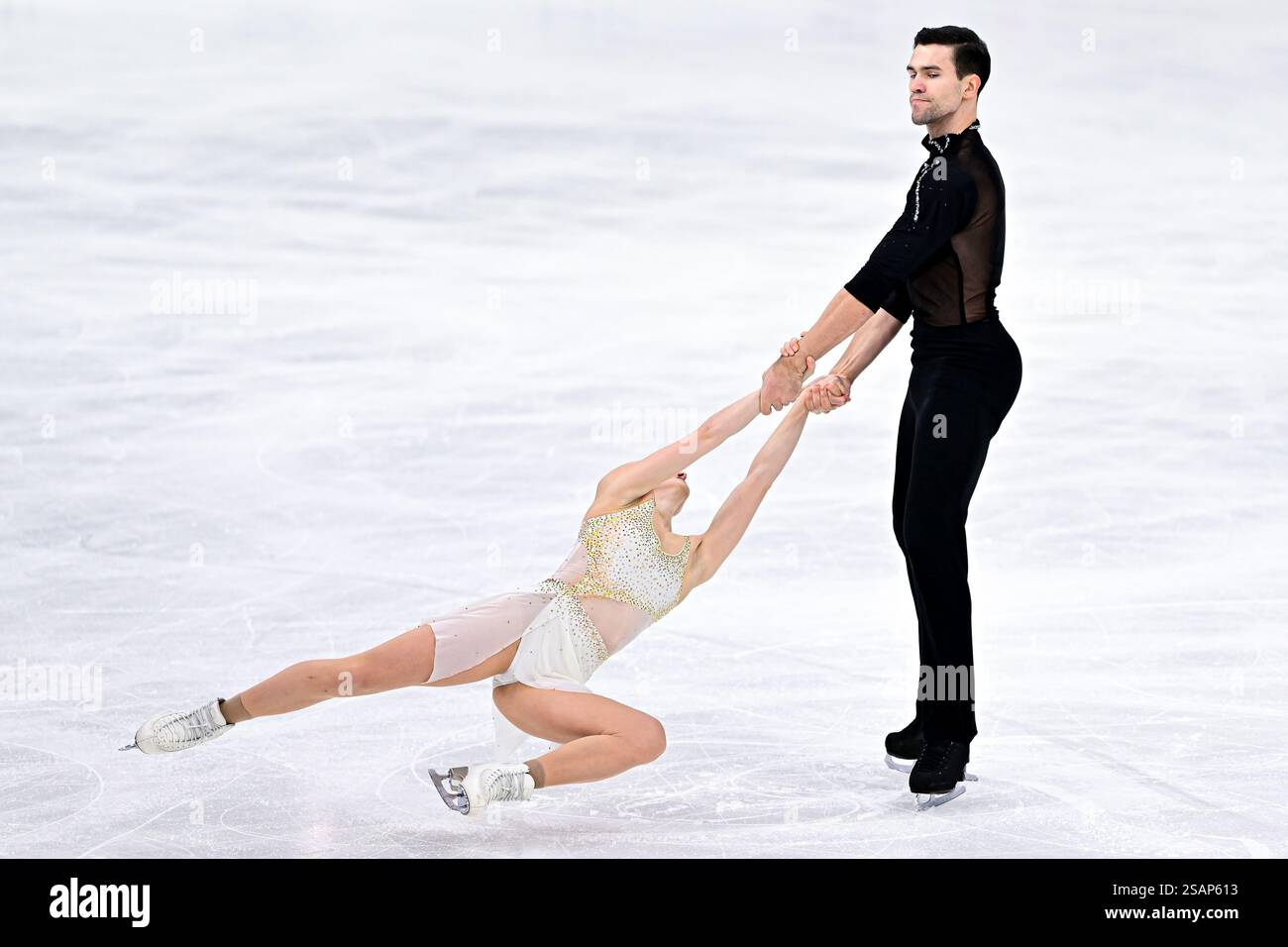 Minerva Fabienne HASE & Nikita VOLODIN (GER), during Pairs Free Skating ...