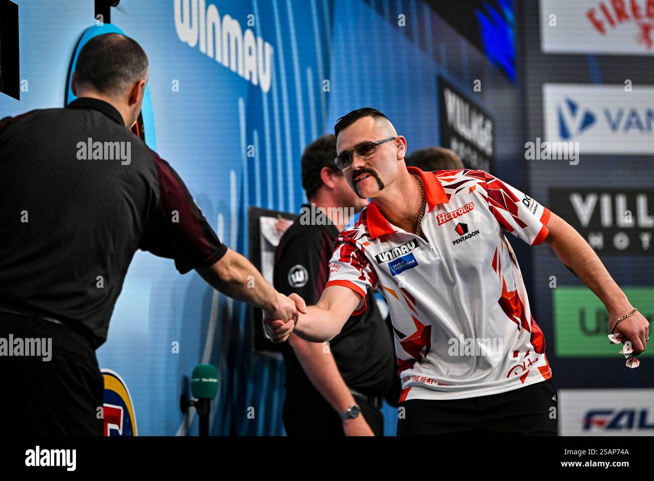 Arena MK, Milton Keynes, UK. 30th Jan, 2025. 2025 PDC Winmau Darts ...