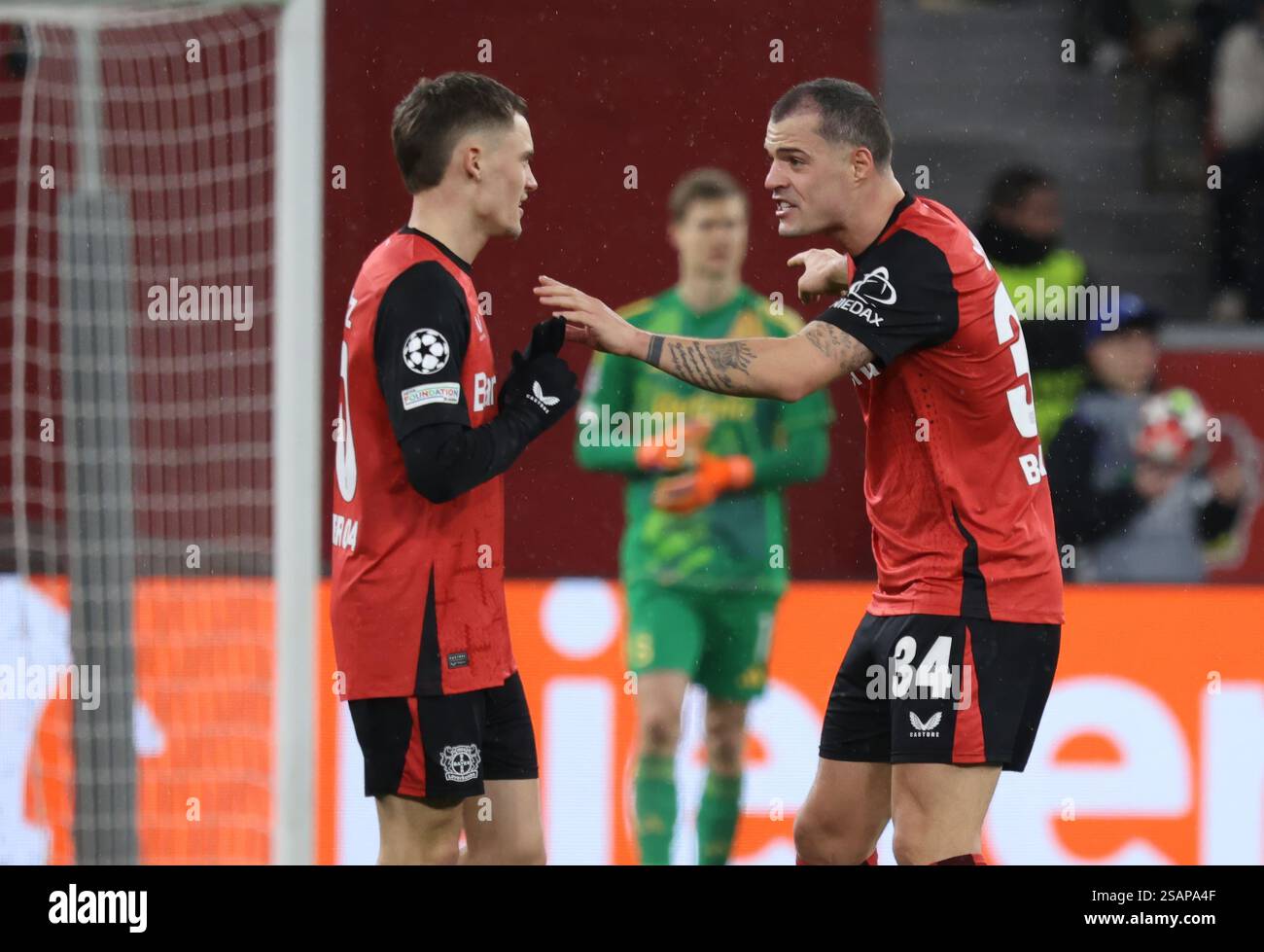 Florian Wirtz (Bayer), Granit Xhaka (Bayer), Champions League, Matchday 8, Bayer 04 Leverkusen ...