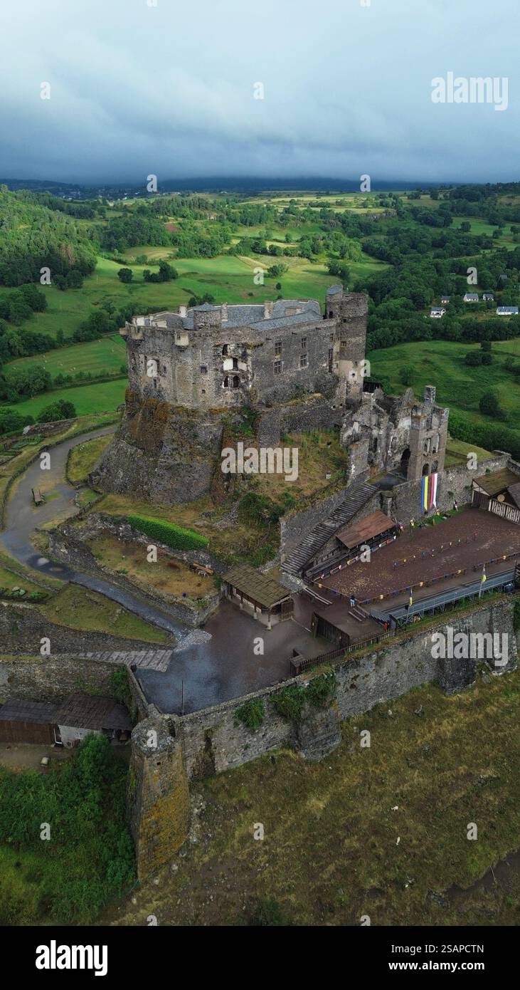 Drone photo murol castle france hi-res stock photography and images - Alamy