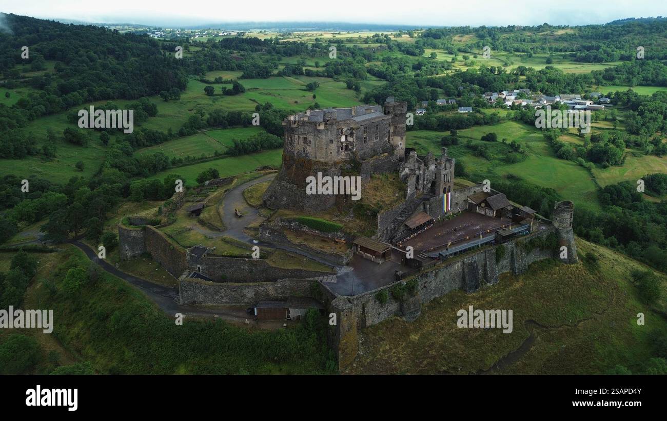 Castle of murol hi-res stock photography and images - Alamy