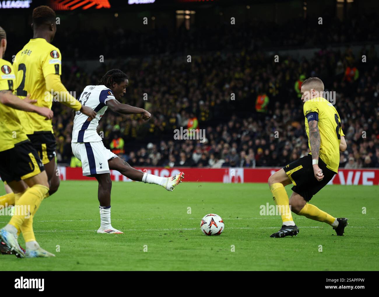 London, UK. 30th Jan, 2025. Oyindamola Ajayi of Tottenham Hotspur ...