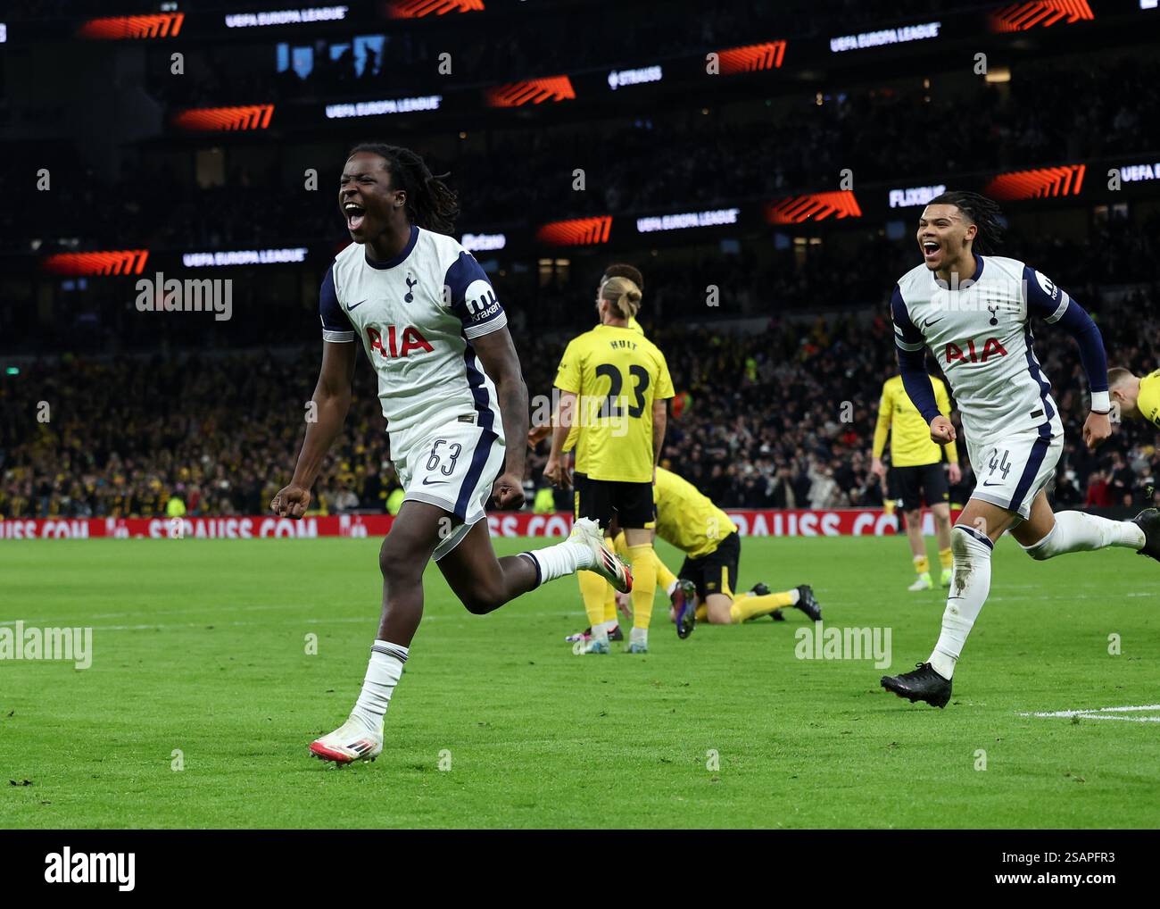 London, UK. 30th Jan, 2025. Oyindamola Ajayi of Tottenham Hotspur ...