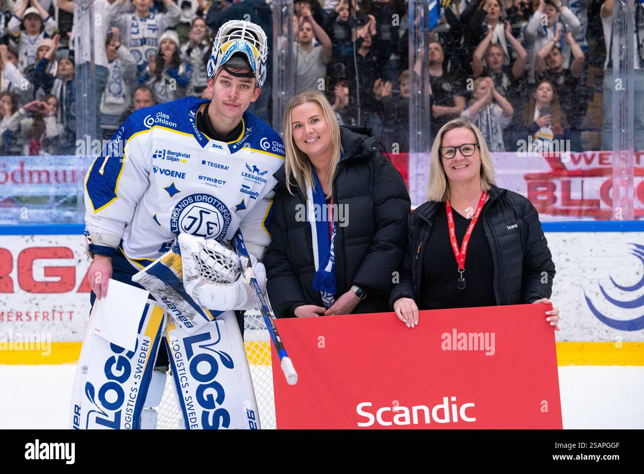 Leksand, Sverige. 30th Jan, 2025. 250130 Leksands målvakt Marcus Gidlöf efter ishockeymatchen i ...