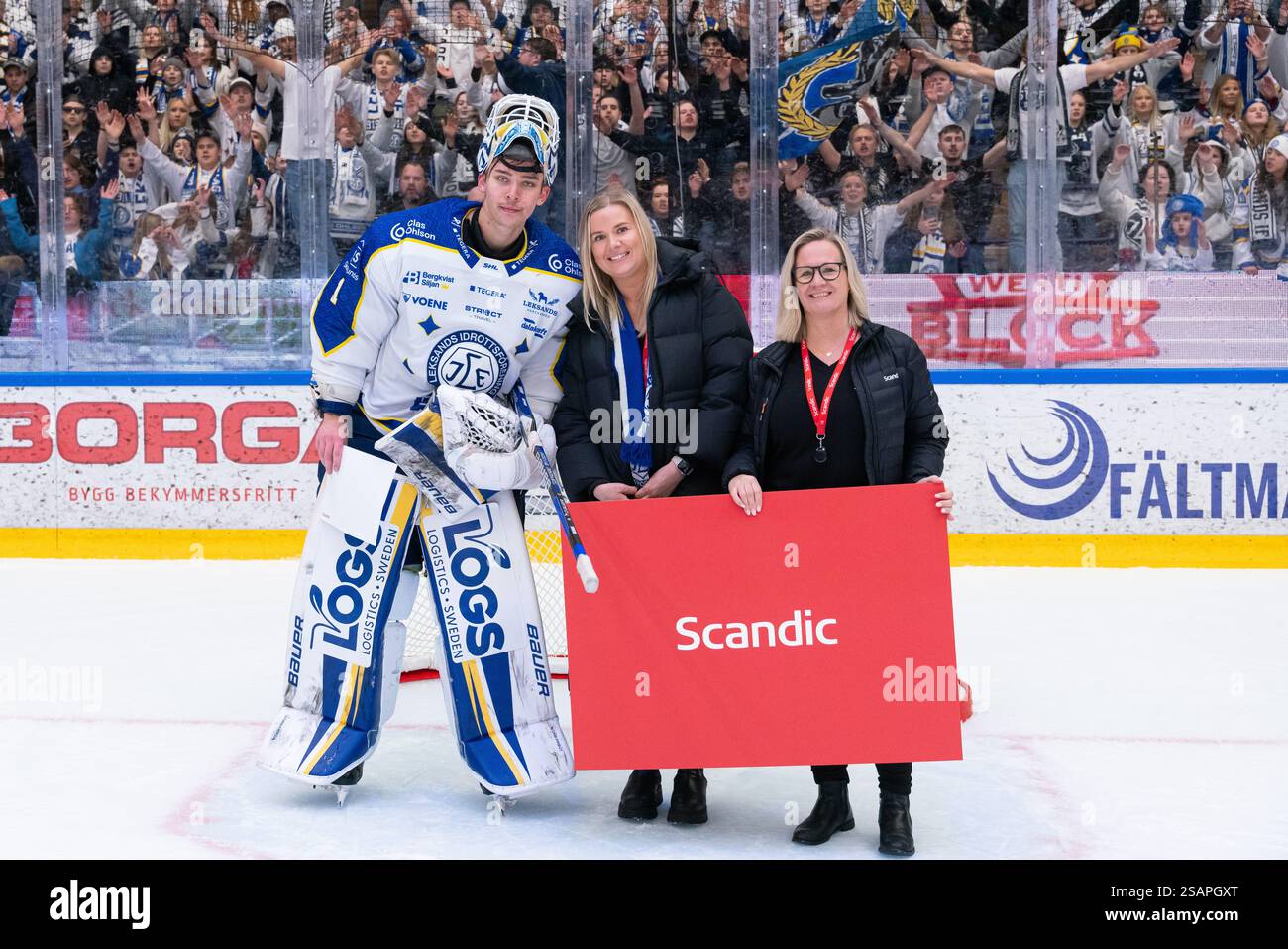 Leksand, Sverige. 30th Jan, 2025. 250130 Leksands målvakt Marcus Gidlöf efter ishockeymatchen i ...