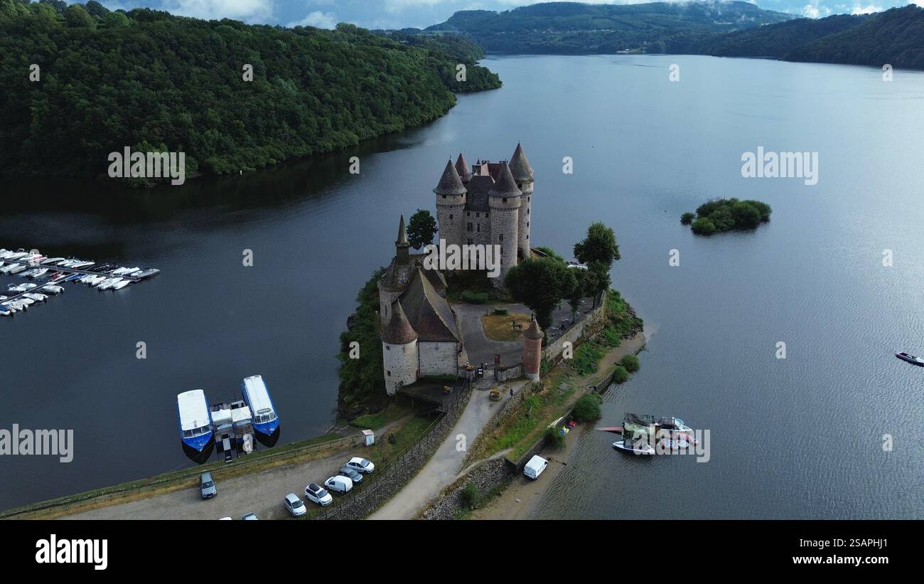 Val castle hi-res stock photography and images - Alamy