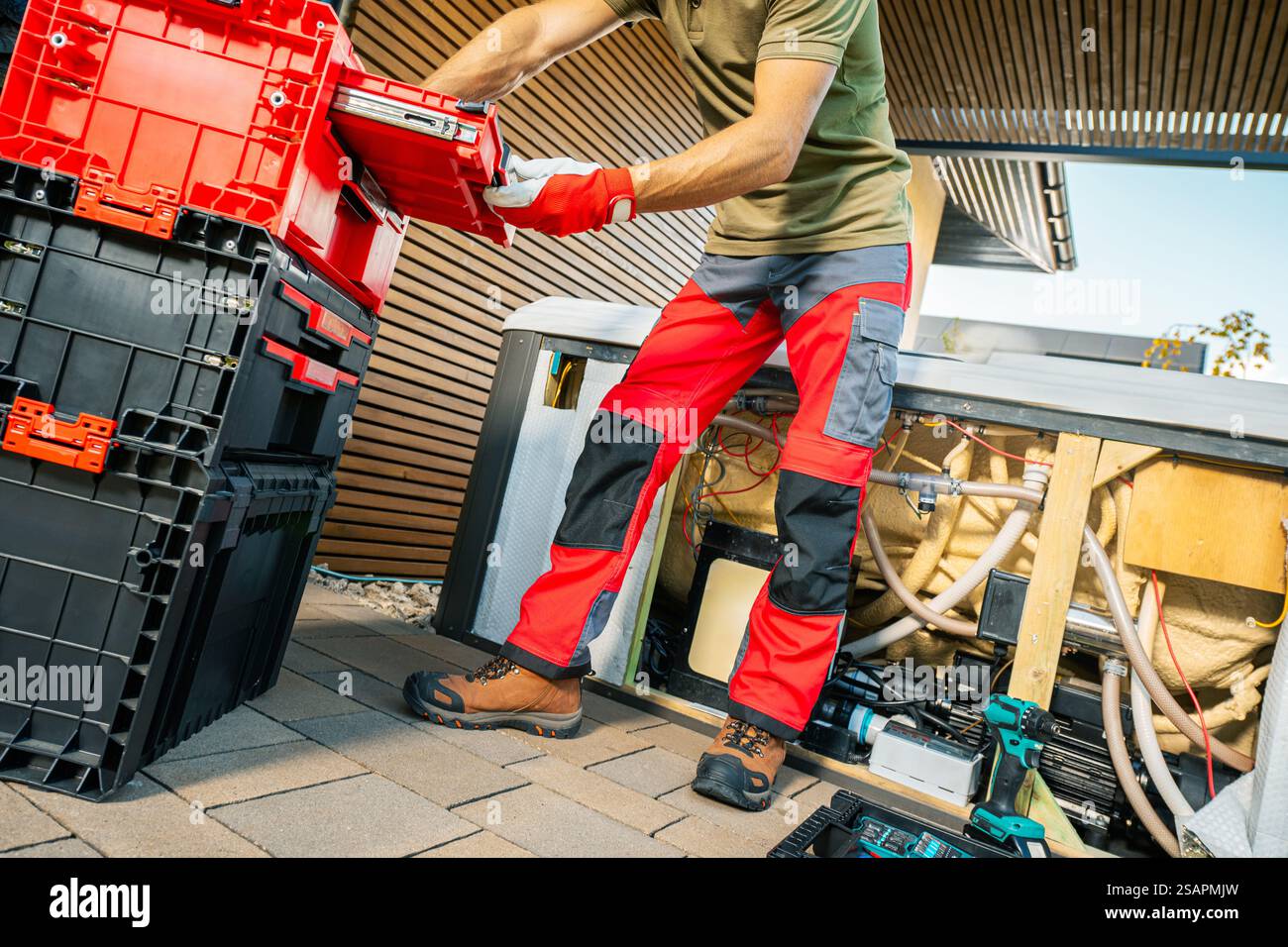 Spa technician hi-res stock photography and images - Alamy