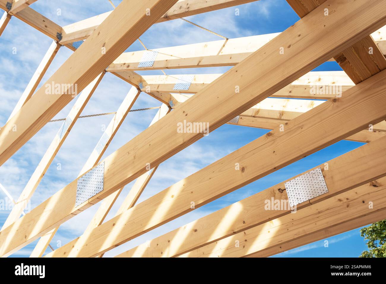 Sturdy beams hi-res stock photography and images - Alamy