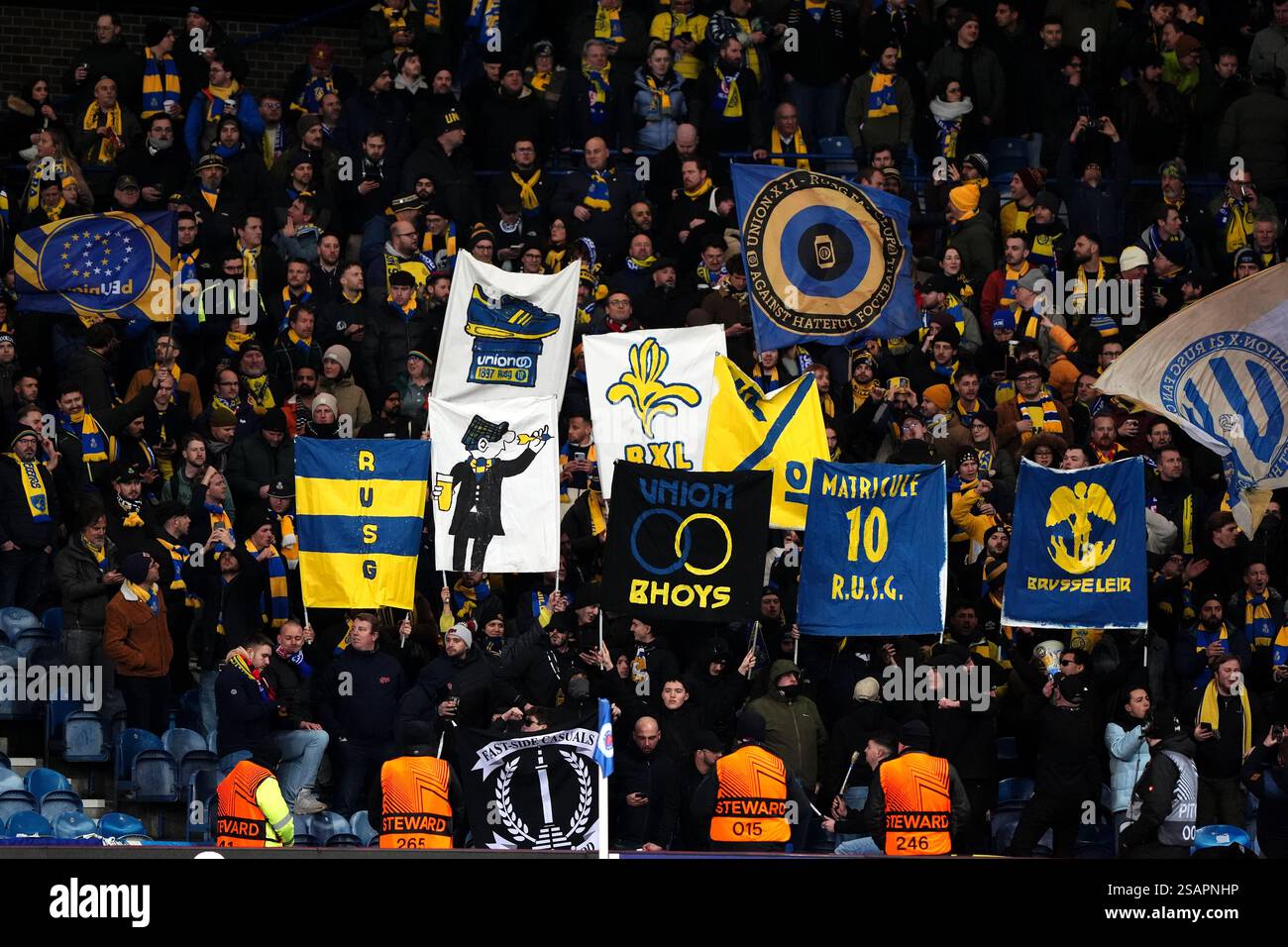 Union SG fans hold up banners before the UEFA Champions League, league ...