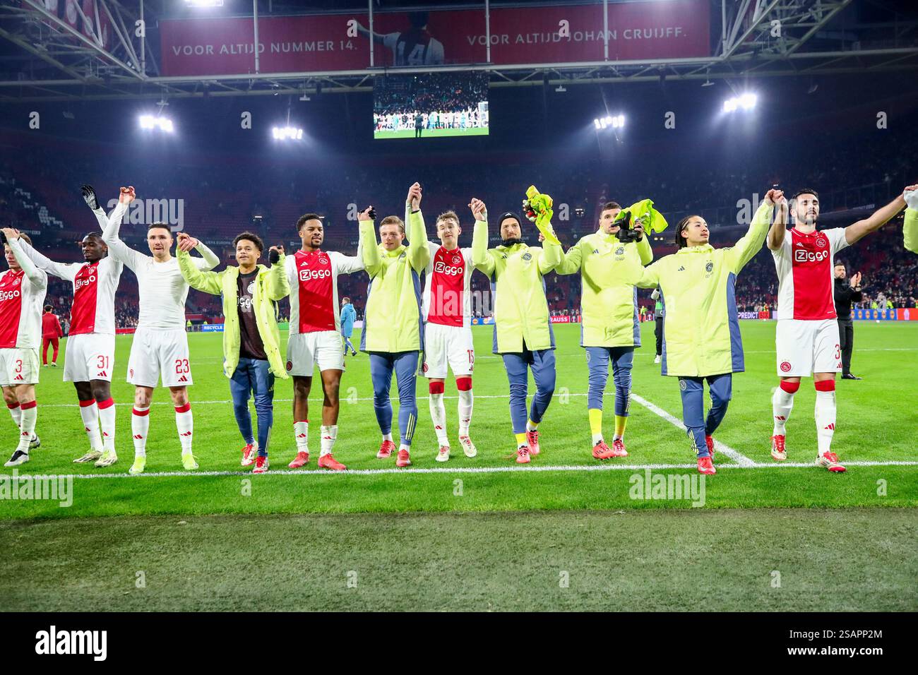AMSTERDAM, NETHERLANDS - JANUARY 30: Players of AFC Ajax celebrating ...