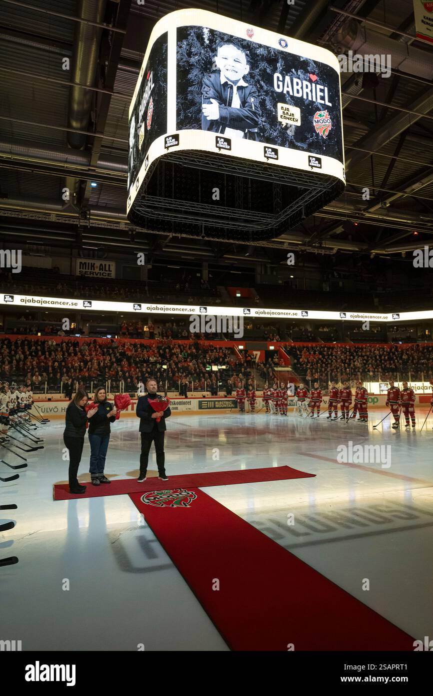 250130 Ajabaja Cancer kampanjen presenteras innan ishockeymatchen i SHL ...