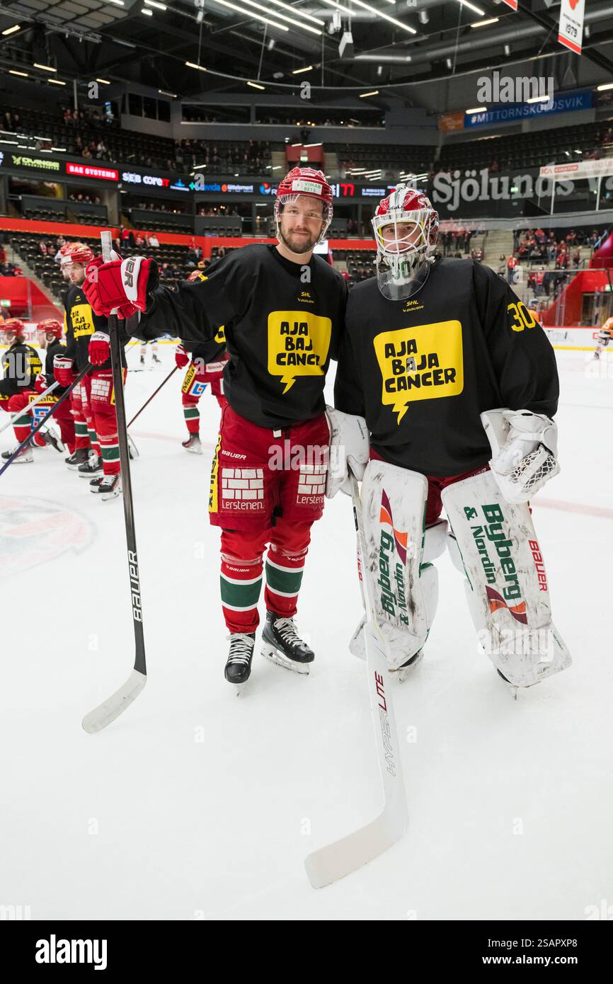 250130 Modos Victor Berglund och målvakt Lassi Lehtinen i Ajabaja ...