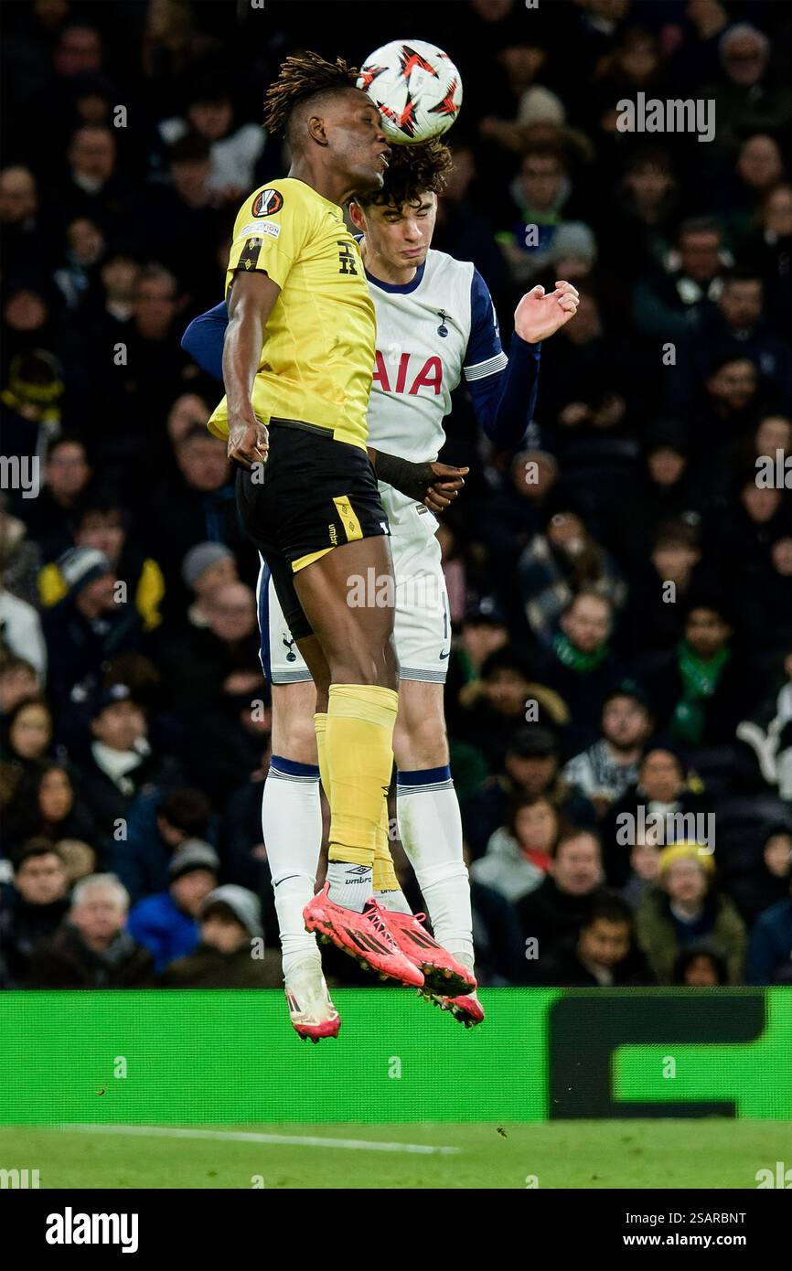 London, UK. 30th Jan, 2025. London, England, January 31 2025: Jalal Abdullai (14 IF Elfsborg ...