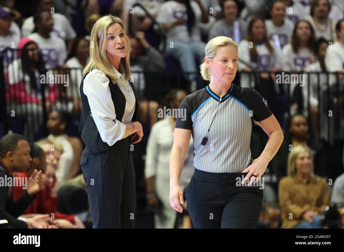 Baton Rouge, United States. 30th Jan, 2025. Oklahoma Sooners head coach ...