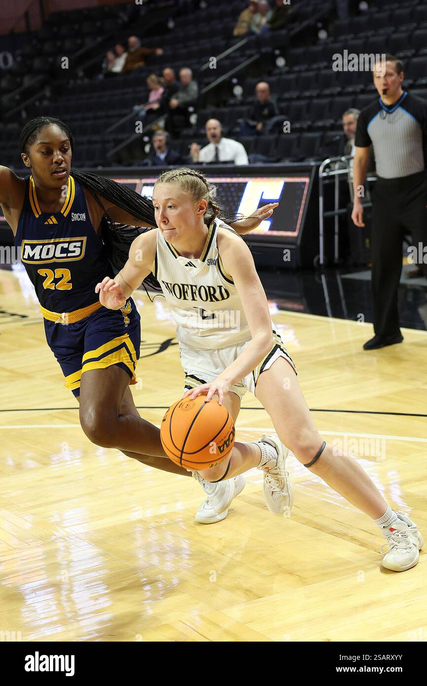 SPARTANBURG, SC - JANUARY 30: Chattanooga Mocs forward Gianna Corbitt ...