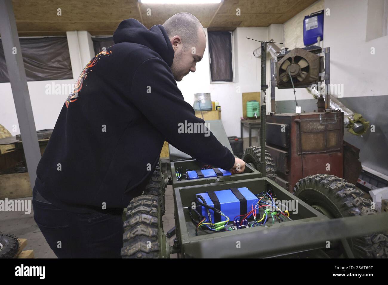 Non Exclusive: KHARKIV, UKRAINE - JANUARY 30, 2025 - A volunteer of the ...